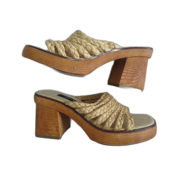 Xhilaration | Shoes | Vintage Y2k Platform Wooden Straw Sandals Bratz ...